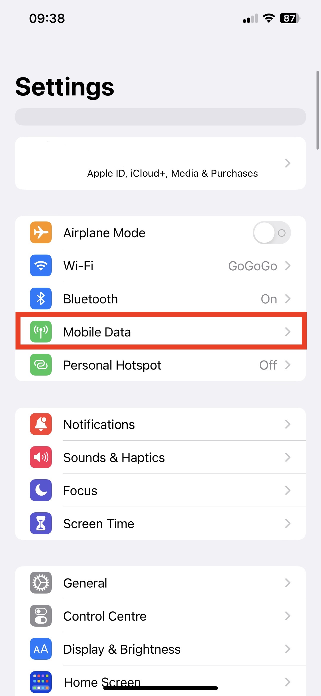 How to install an eSIM using a QR Code on Apple (iOS) Devices ...